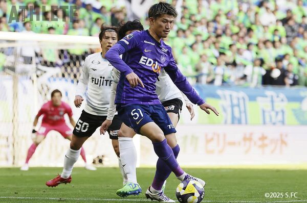 【J1広島】1次キャンプトレーニングマッチで福岡大に快勝。ジャーメイン、加藤陸次樹らのゴールで6得点｜sanfrecce｜編集部コラム ...